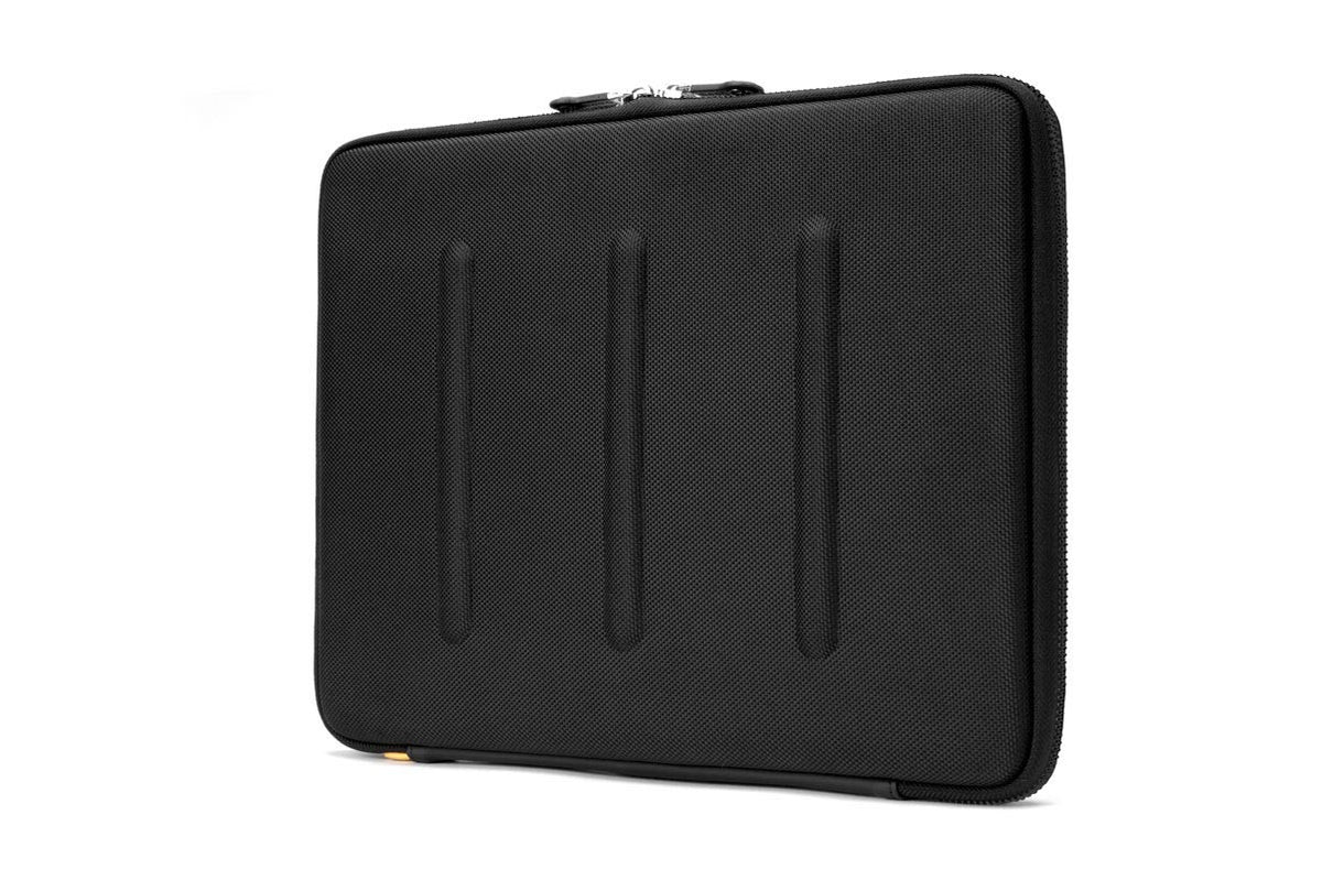 Viper hardcase | Modern Sleeves for MacBook Air, iPad Pro and ...